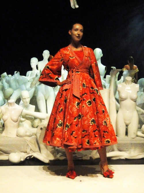 Fierce runway action at Lincoln Graduate 16! | Model Students