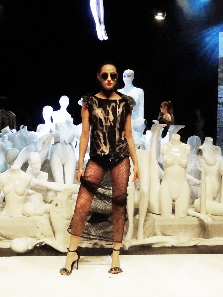 Fierce runway action at Lincoln Graduate 16! | Model Students